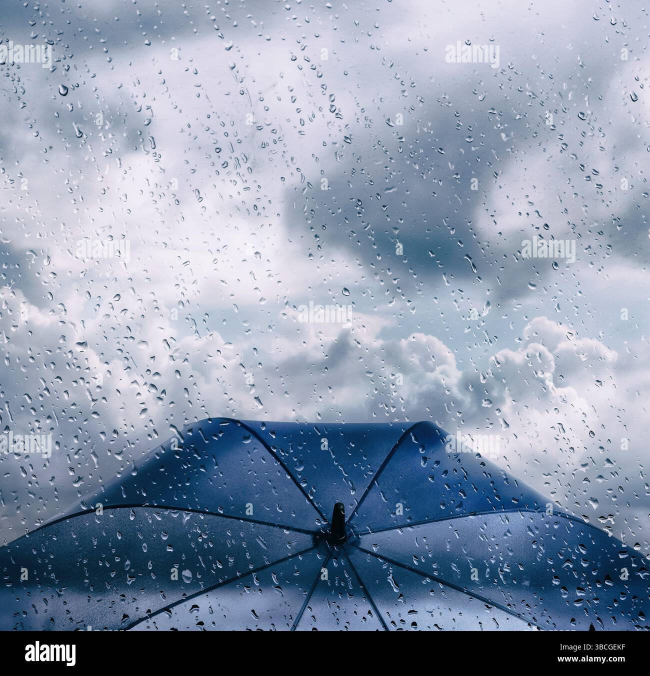 Thunderstorm outside window heavy rain hi-res stock photography and ...