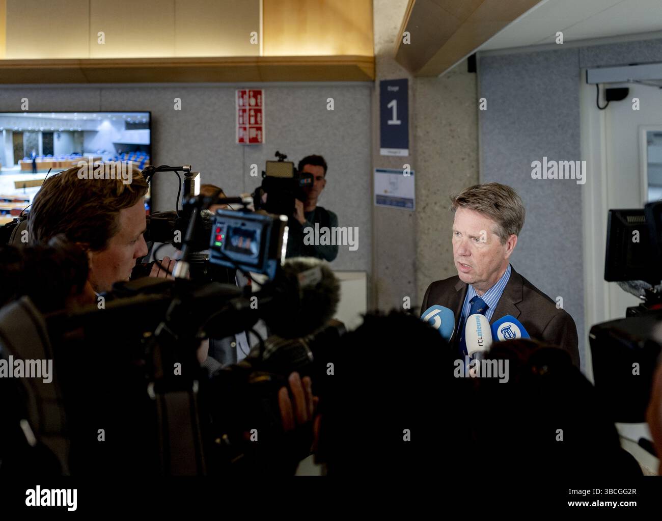 DEN HAAG - Lower House Speaker Martin Bosma (PVV) gives an explanation ...