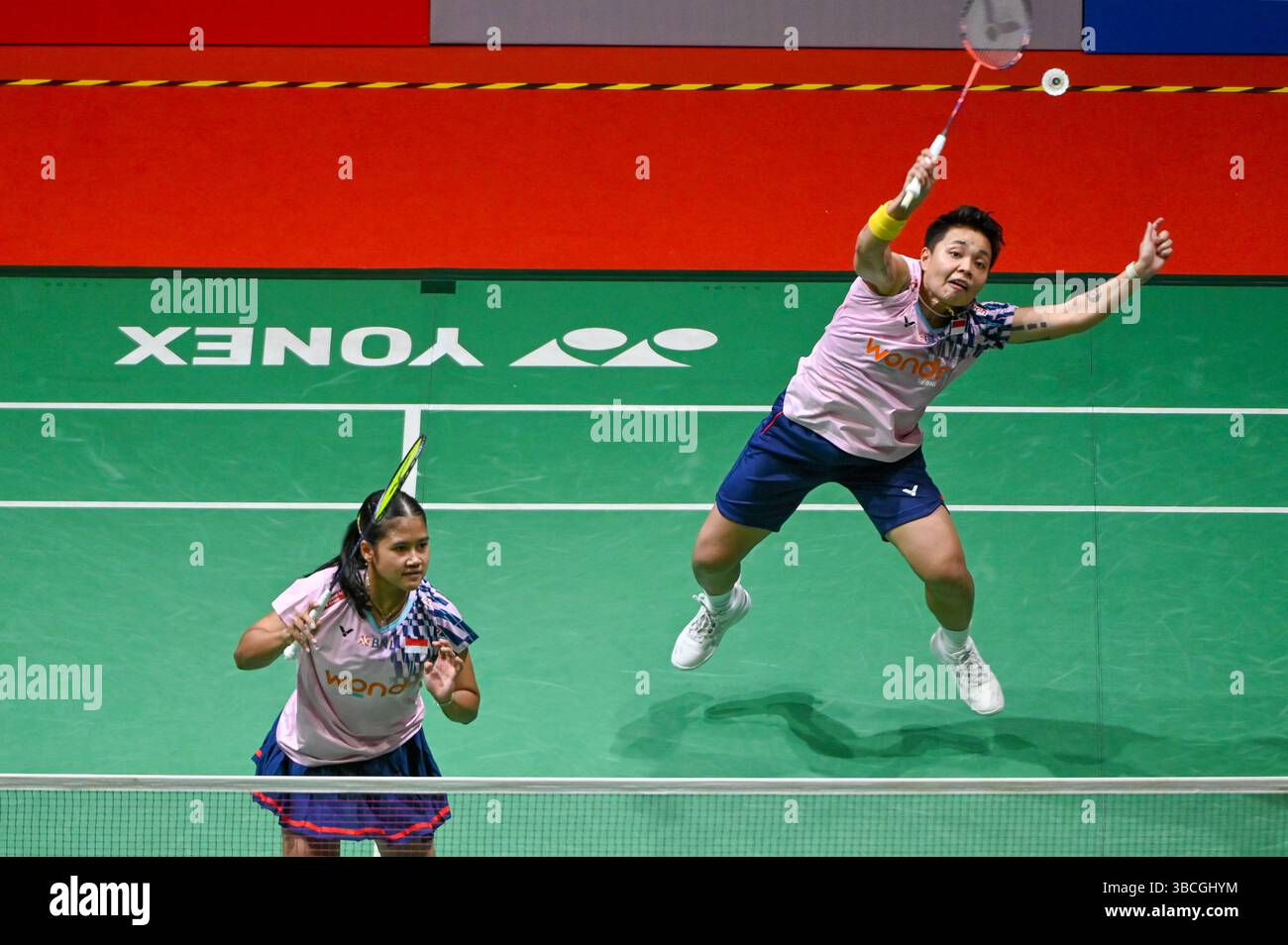 Kuala Lumpur, Malaysia. 20th May, 2025. Apriyani Rahayu (R)/Febi ...