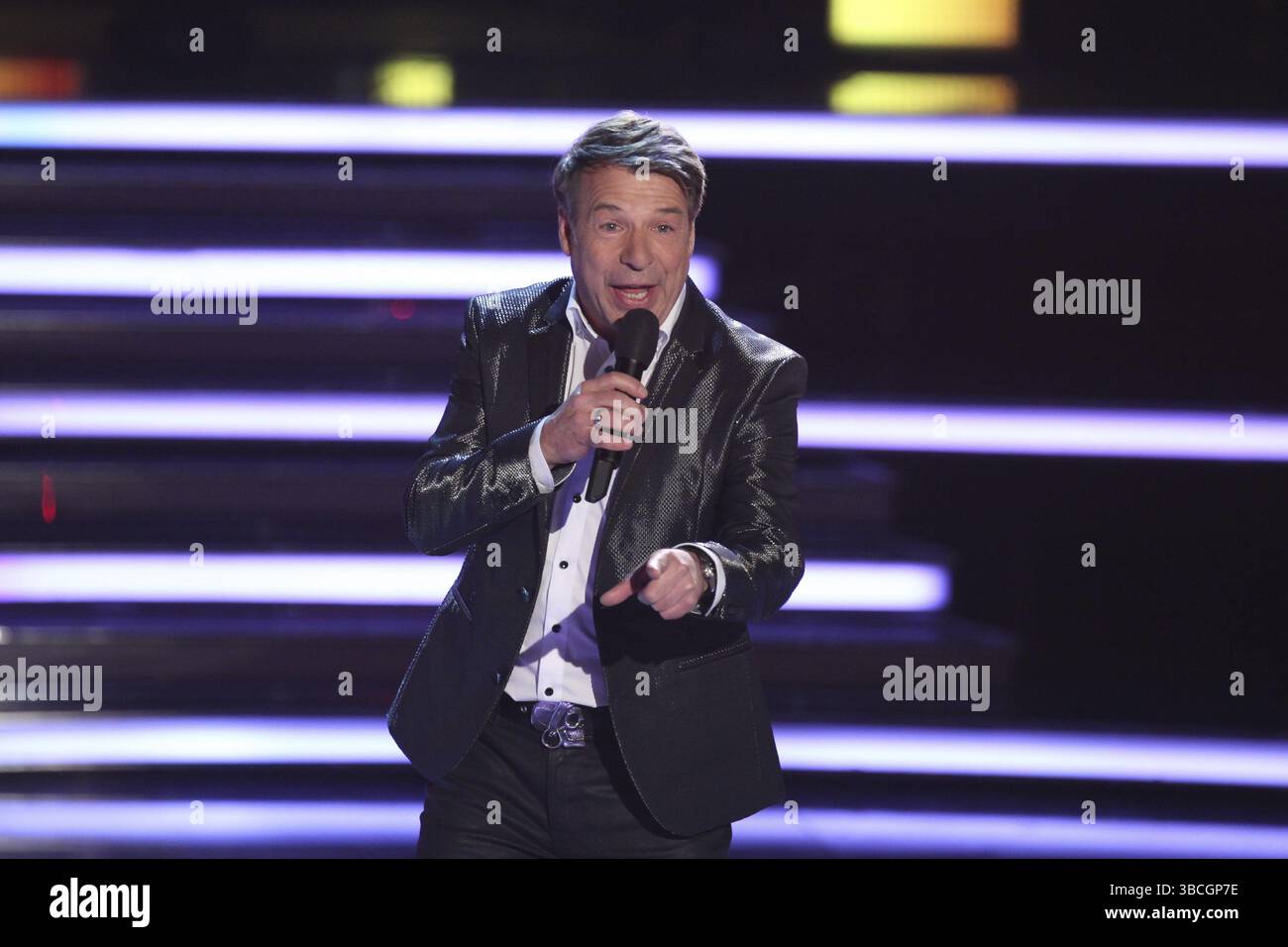 German pop singer Patrick Lindner ZDF TV show Welcome to Carmen fog 16. ...