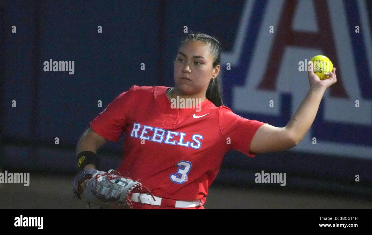 Ole Miss first baseman Persy Llamas (3) during an NCAA regional ...