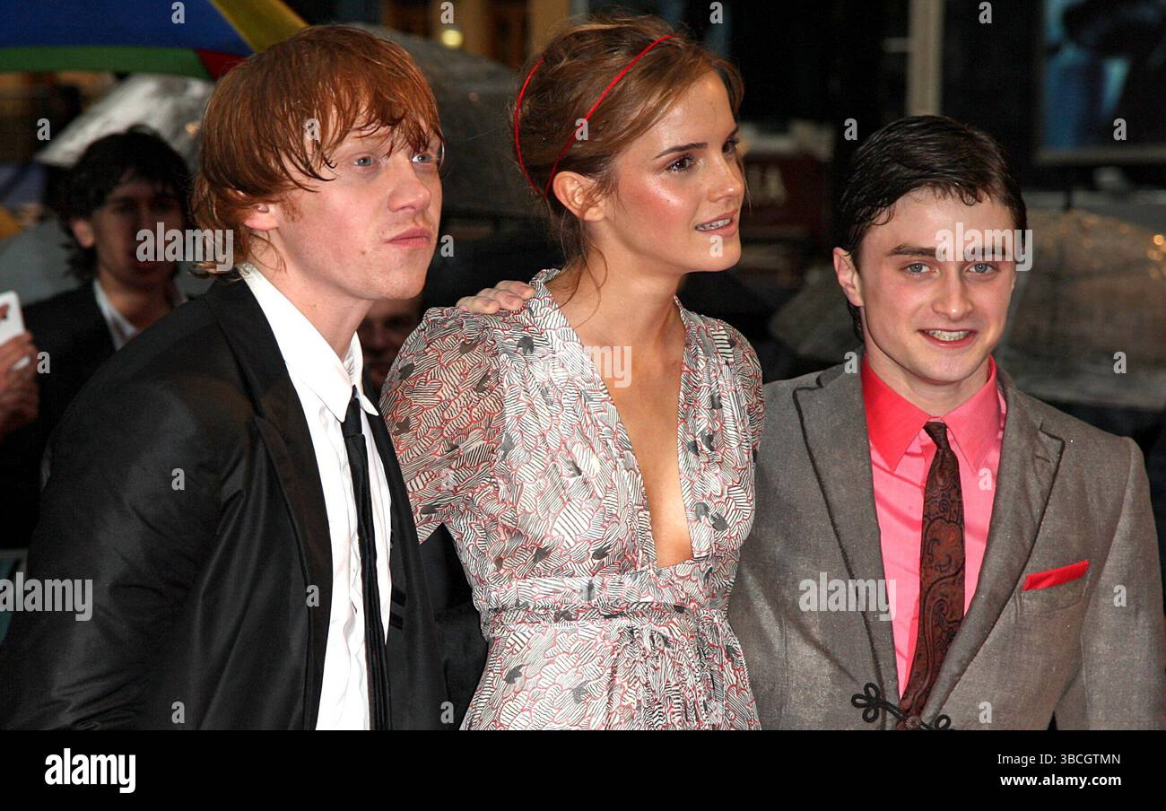 Rupert Grint, Emma Watson and Daniel Radcliffe at the World Premiere of ...
