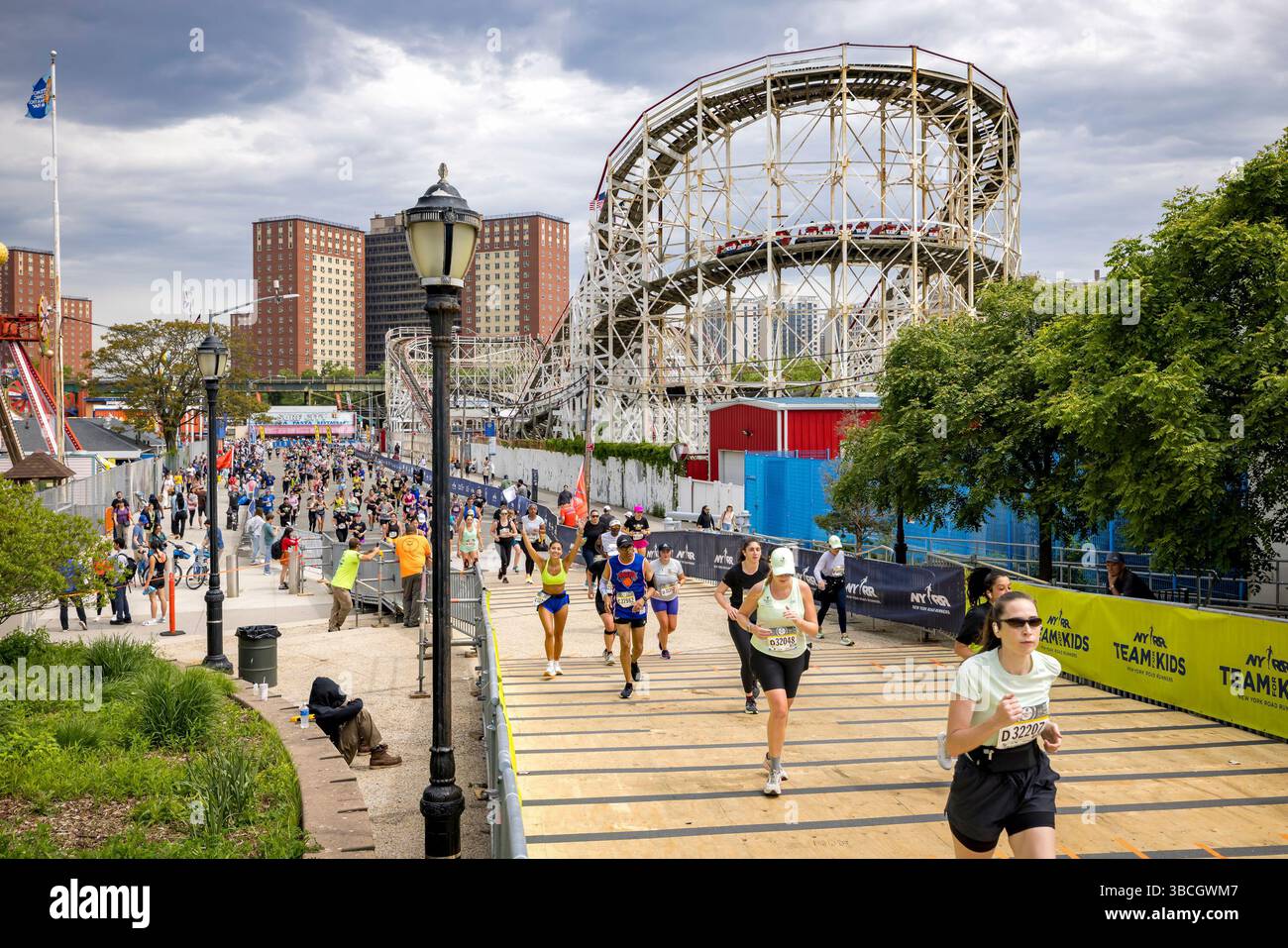 NEW YORK, NEW YORK - MAY NEW YORK, NEW YORK - MAY 17: Runners near the ...