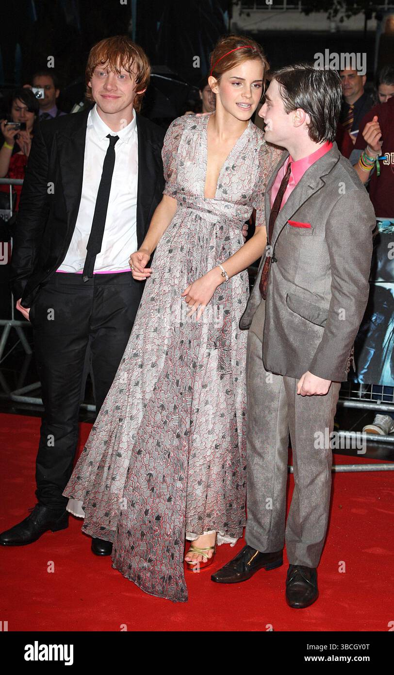 Rupert Grint, Emma Watson and Daniel Radcliffe at the World Premiere of ...