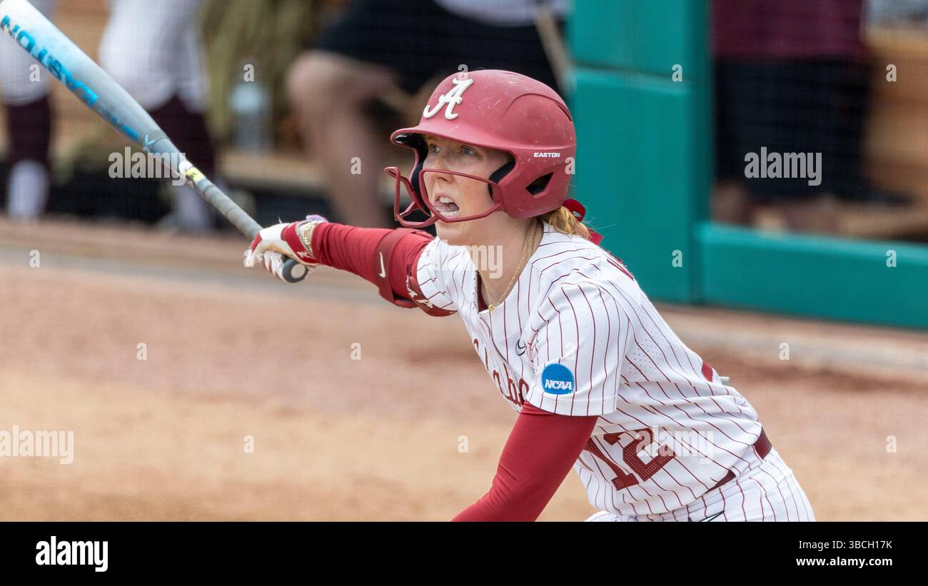Alabama outfielder Audrey Vandagriff (12) during an NCAA regional ...