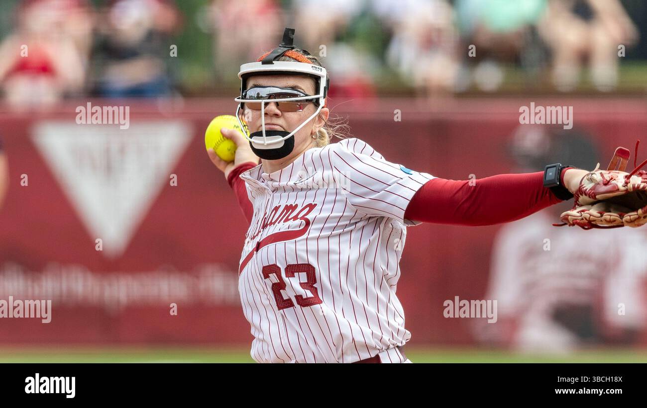 Alabama pitcher Jocelyn Briski (23) during an NCAA regional softball ...
