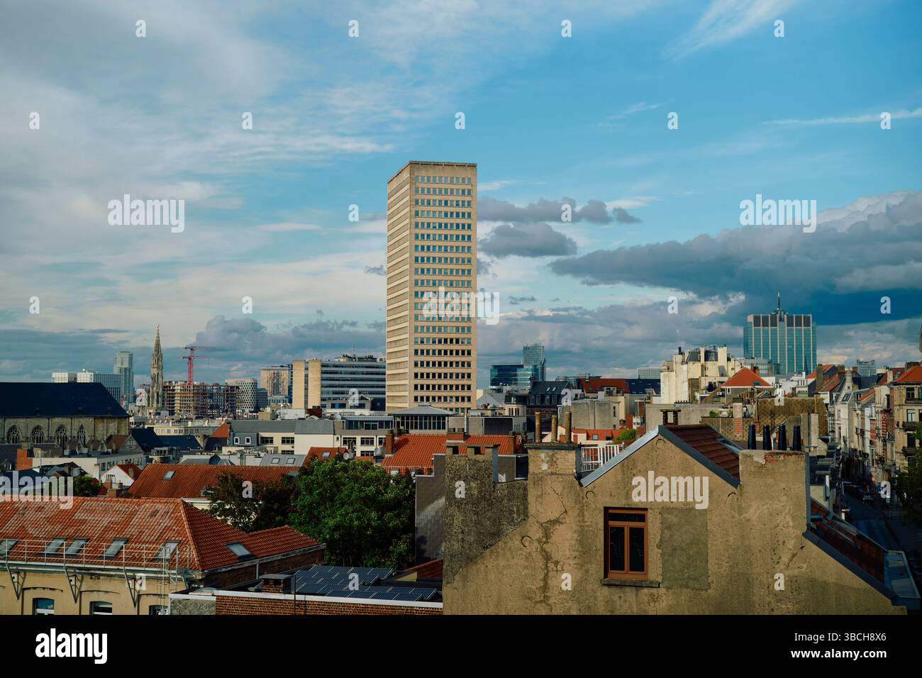 View high rise buildings under hi-res stock photography and images - Alamy