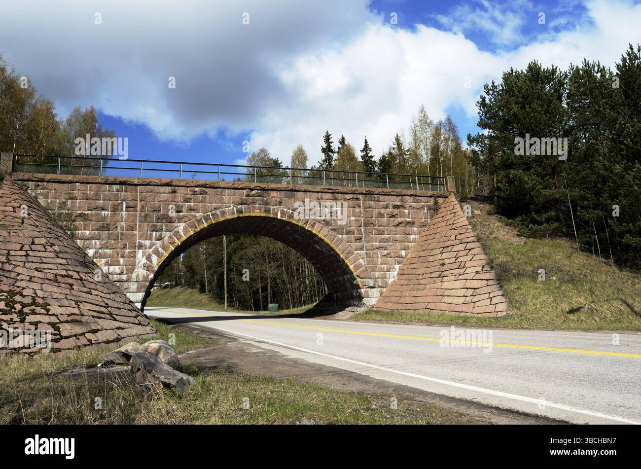 Stone road arch hi-res stock photography and images - Alamy
