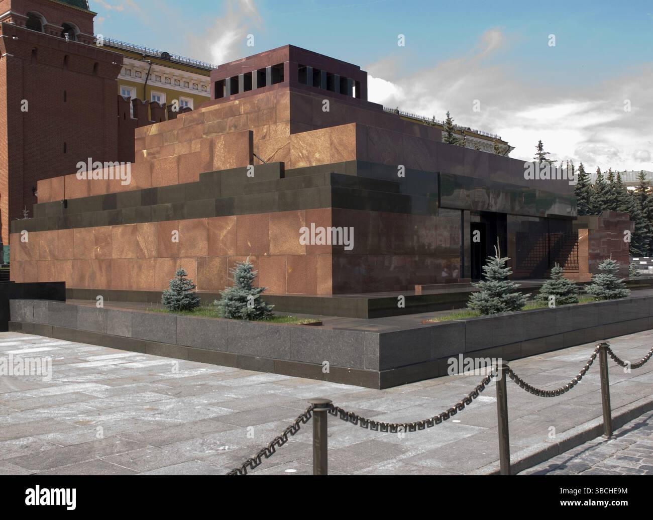 The Lenin mausoleum in the Red Square, Moscow Stock Photo - Alamy