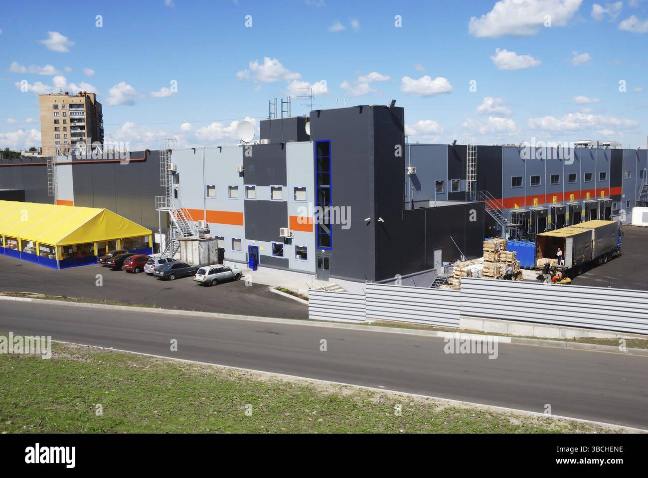 Back side big storehouse hi-res stock photography and images - Alamy