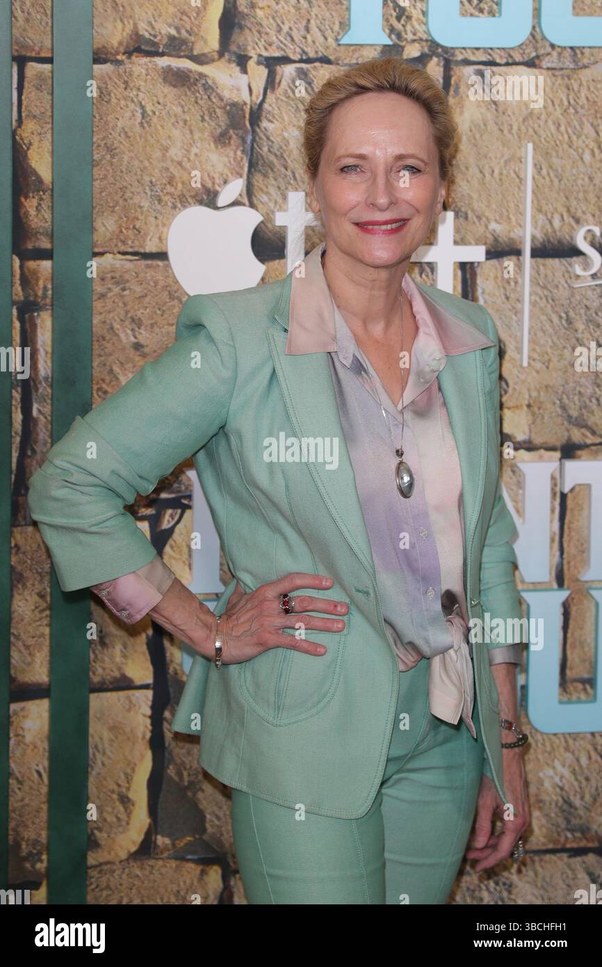 NEW YORK, NEW YORK - MAY 19: Laila Robins attends Apple's "Fountain of ...