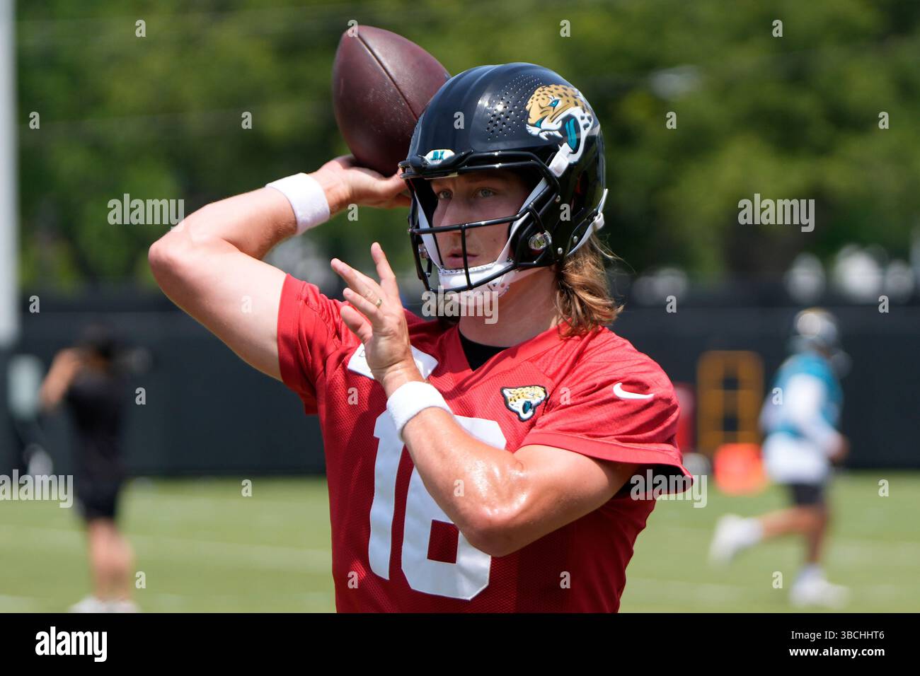 Jacksonville Jaguars quarterback Trevor Lawrence throws a pass during a ...