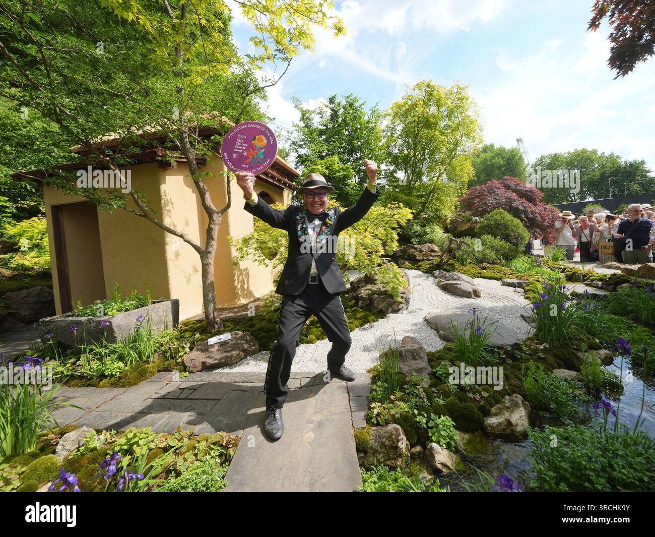 Kazuyuki Ishihara, designer of Cha no Niwa - Japanese Tea Garden, which ...