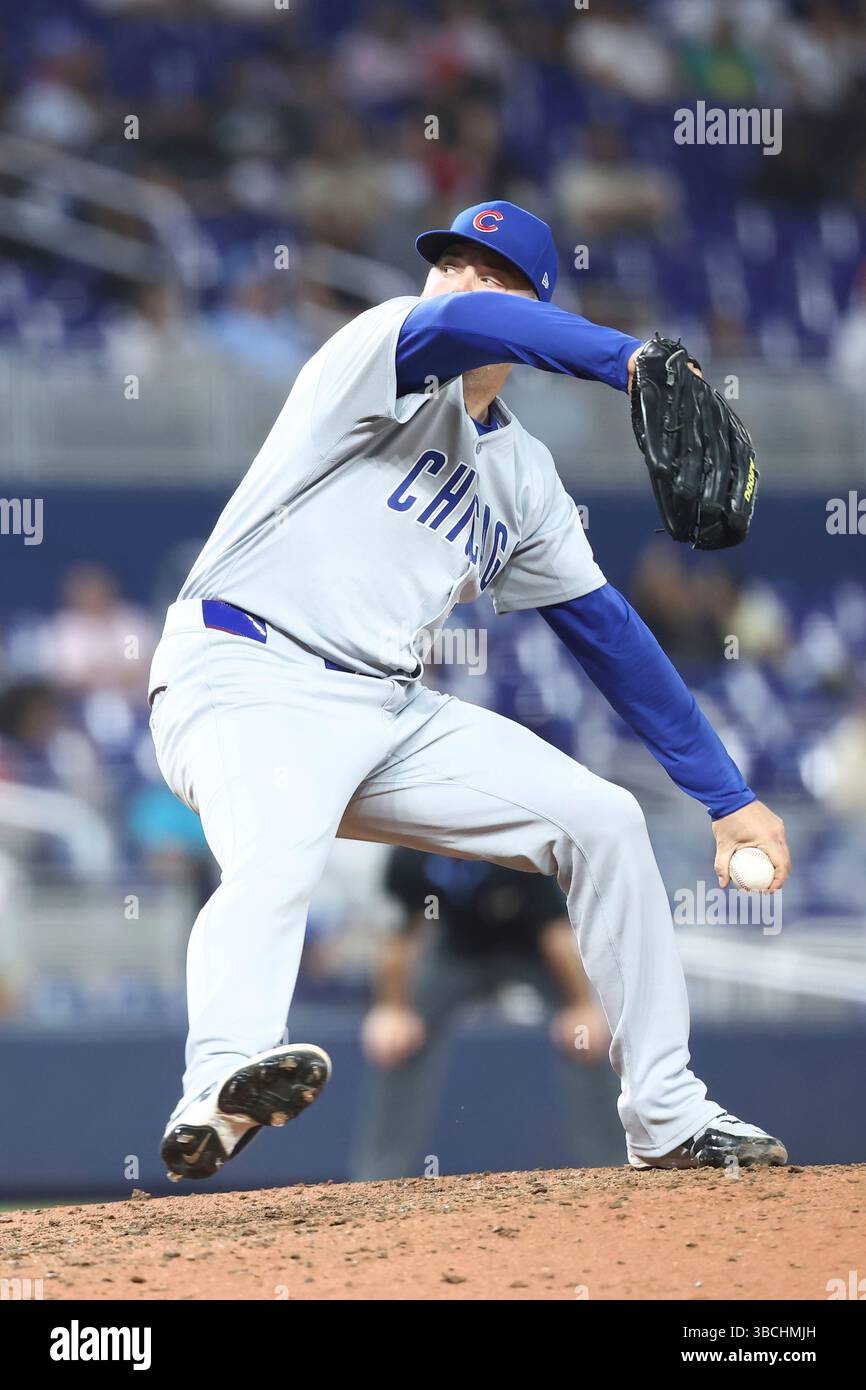 MIAMI, FL - MAY 19: Chicago Cubs pitcher Caleb Thielbar (24) pitches in ...