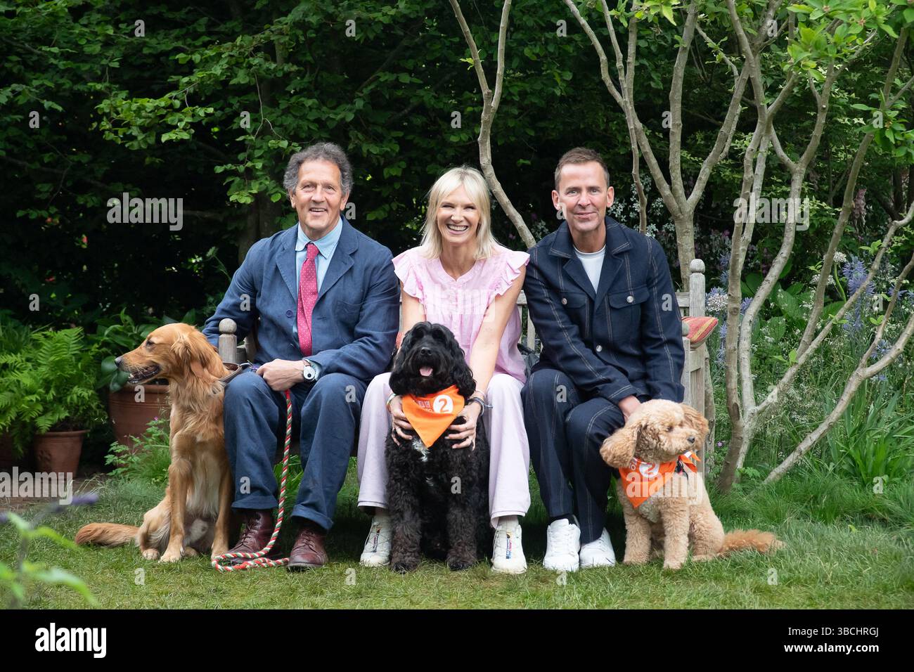 Chelsea, London, UK. 19th May, 2025. Broadcaster Monty Don with his dog ...