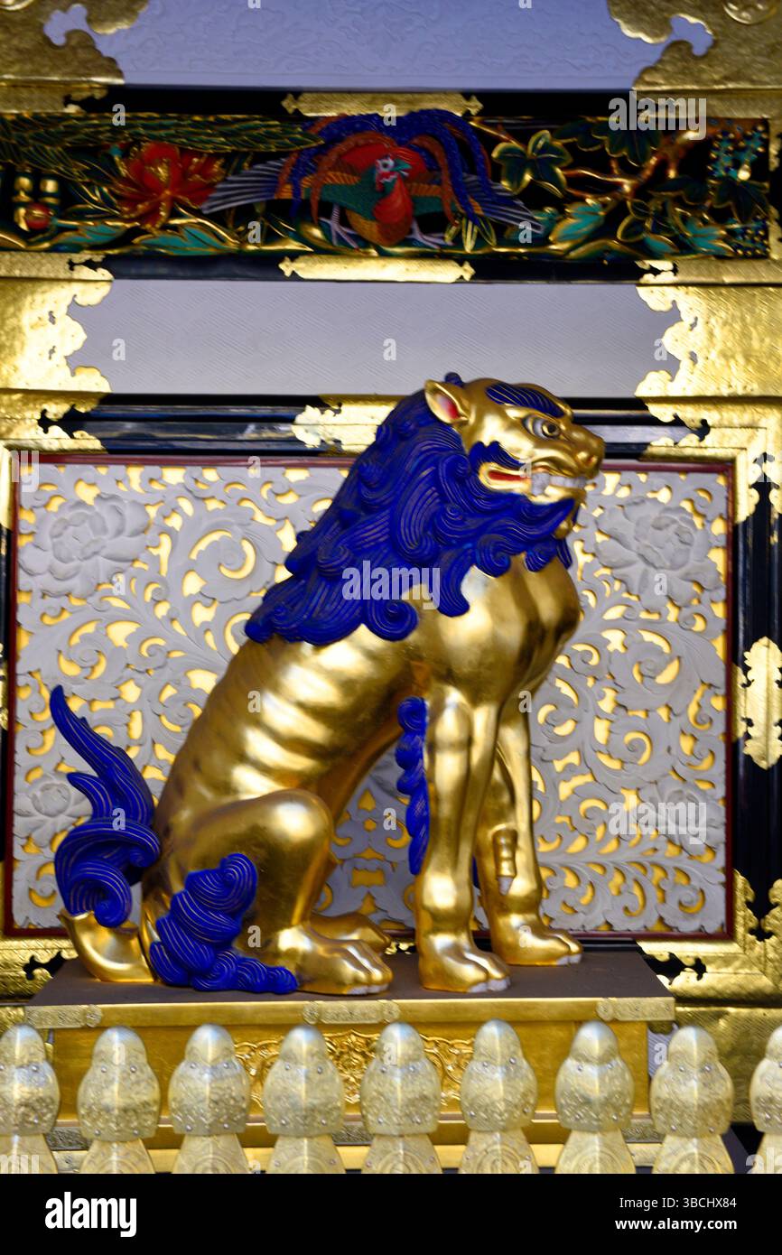 Guard Lion at Toshogu shrine,Nikko,Japan,Asia Stock Photo - Alamy