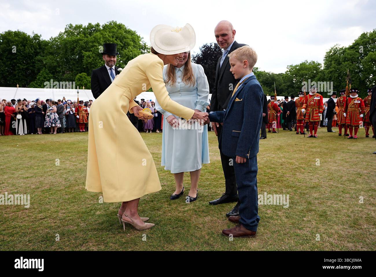 Britain's Kate, Princess of Wales meet the family of Liz Hatton, a ...