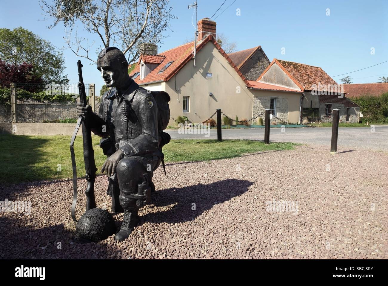 Filthy Thirteen (1st Demolition Section of the Regimental Headquarters ...