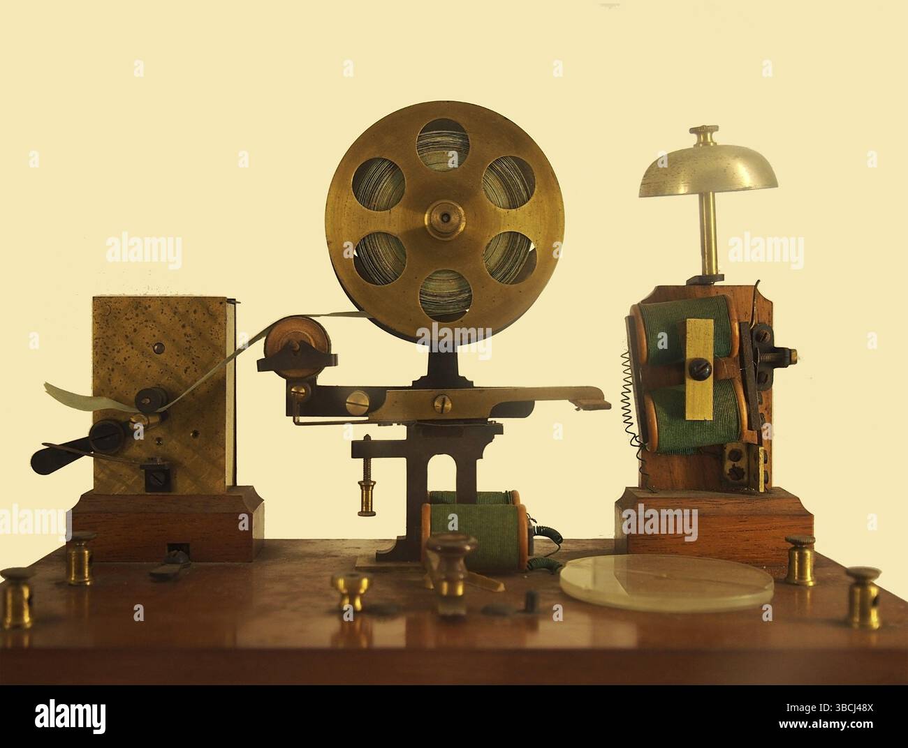 Telegraph machine hi-res stock photography and images - Alamy