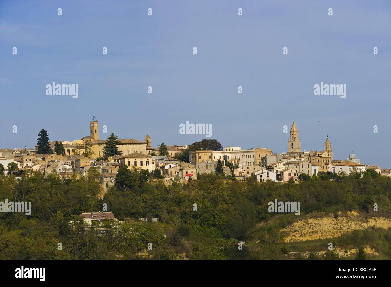 Atri italy hi-res stock photography and images - Alamy