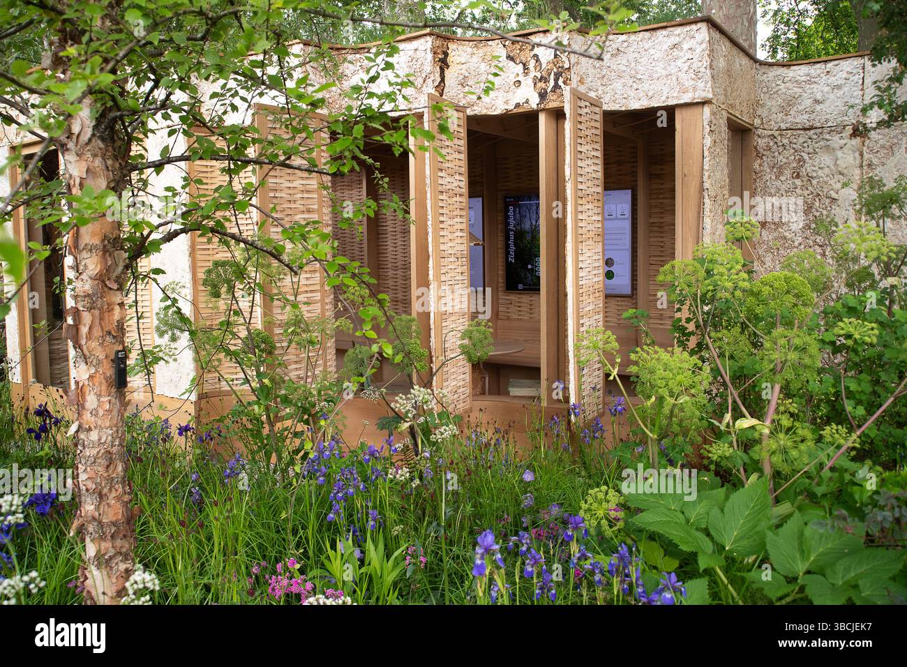 Chelsea, London, UK. 19th May, 2025. Show Garden, The Avanade ...