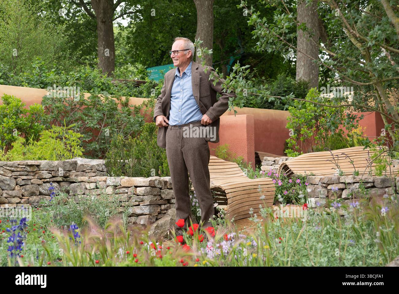 Chelsea, London, UK. 19th May, 2025. Show Garden, The Hospice UK Garden ...