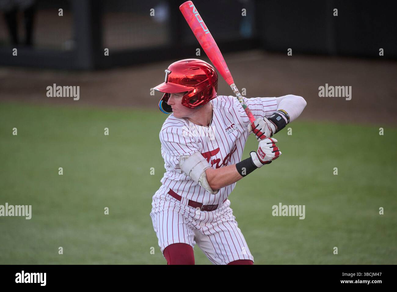 Troy Trojans Peyton Watts (4) bats during an NCAA baseball game against ...
