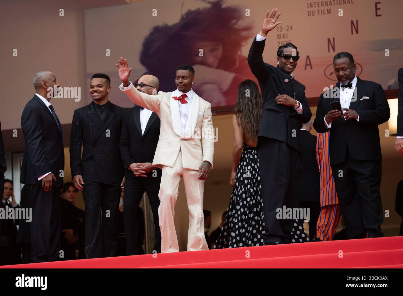 Cannes, France. 19th May, 2025. CANNES, FRANCE - MAY 19: (L-R) Jason ...