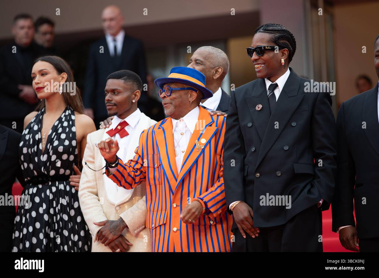 Cannes, France. 19th May, 2025. CANNES, FRANCE - MAY 19: (L-R) Jason ...