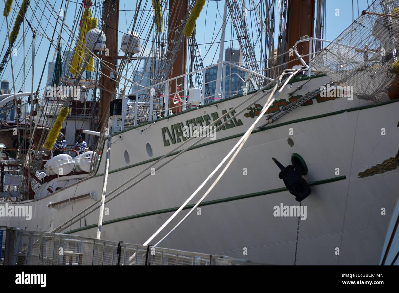 Mexican Navy ship involved in a deadly collision with the Brooklyn ...