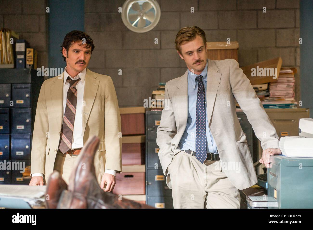 (L to R) PEDRO PASCAL and BOYD HOLBROOK star in NARCOS Stock Photo - Alamy