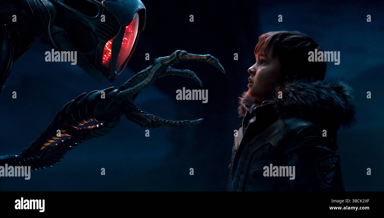 Robot, Maxwell Jenkins, "Lost In Space" Season 1 (2018 Stock Photo - Alamy