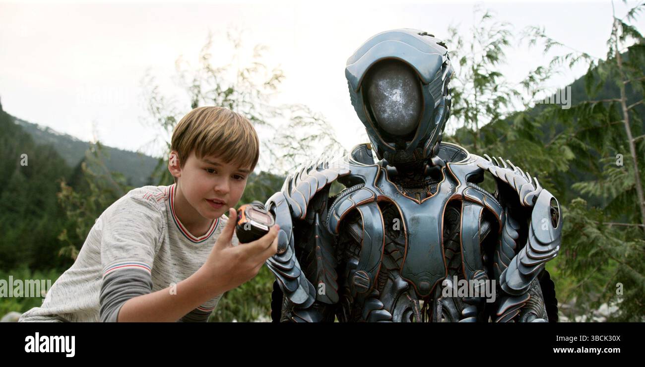 Maxwell Jenkins, Robot, "Lost In Space" Season 1 (2018 Stock Photo - Alamy