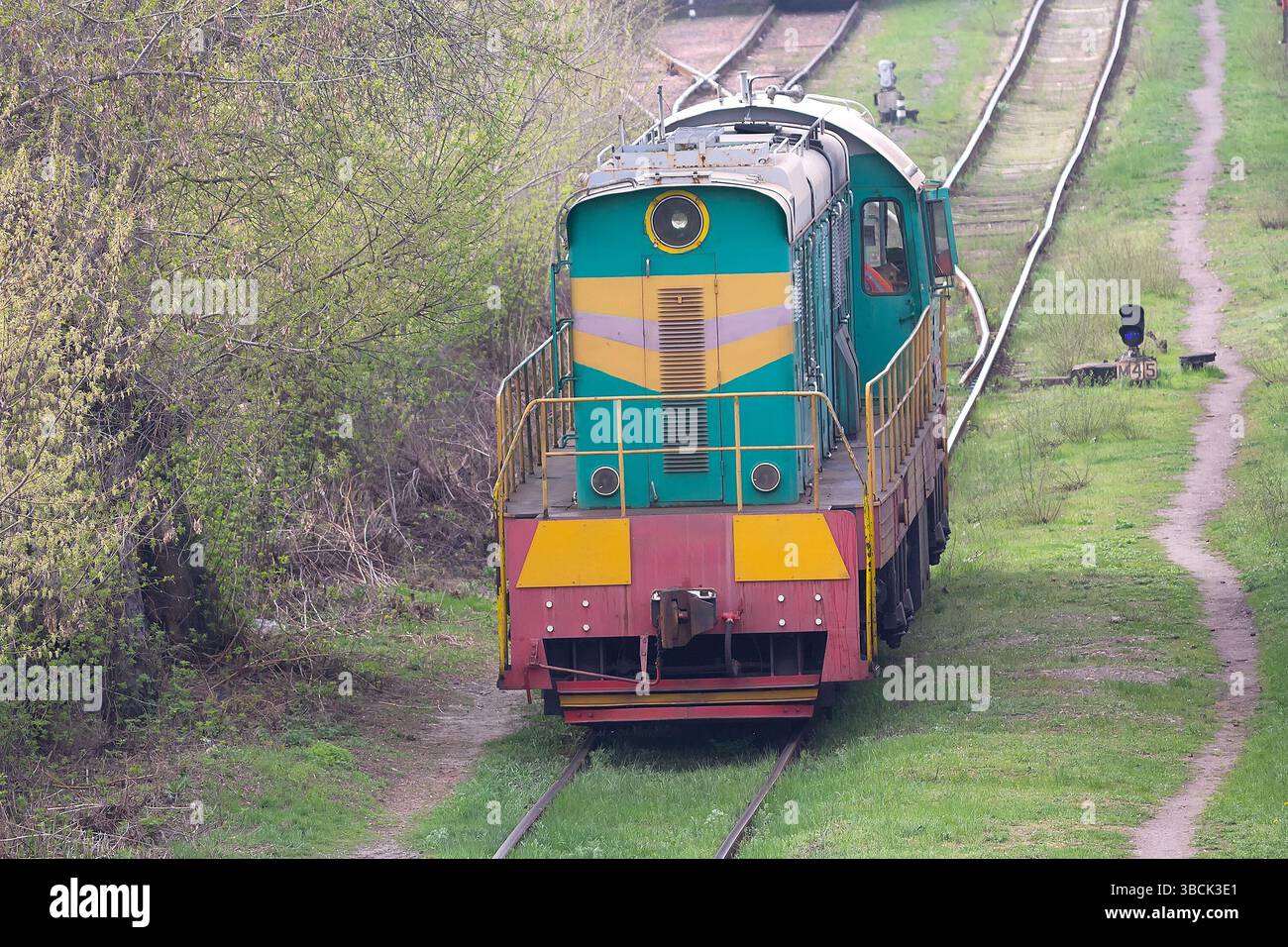 Electric shunting train during maneuvers at the railway station ...