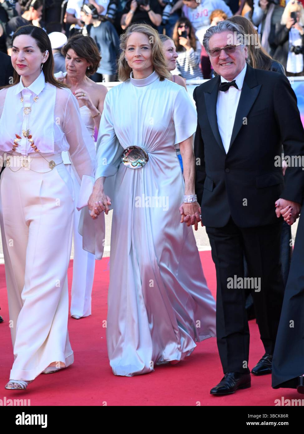 Cannes, France. 20th May, 2025. Evening 8 - Red Carpet of the film "Vie ...