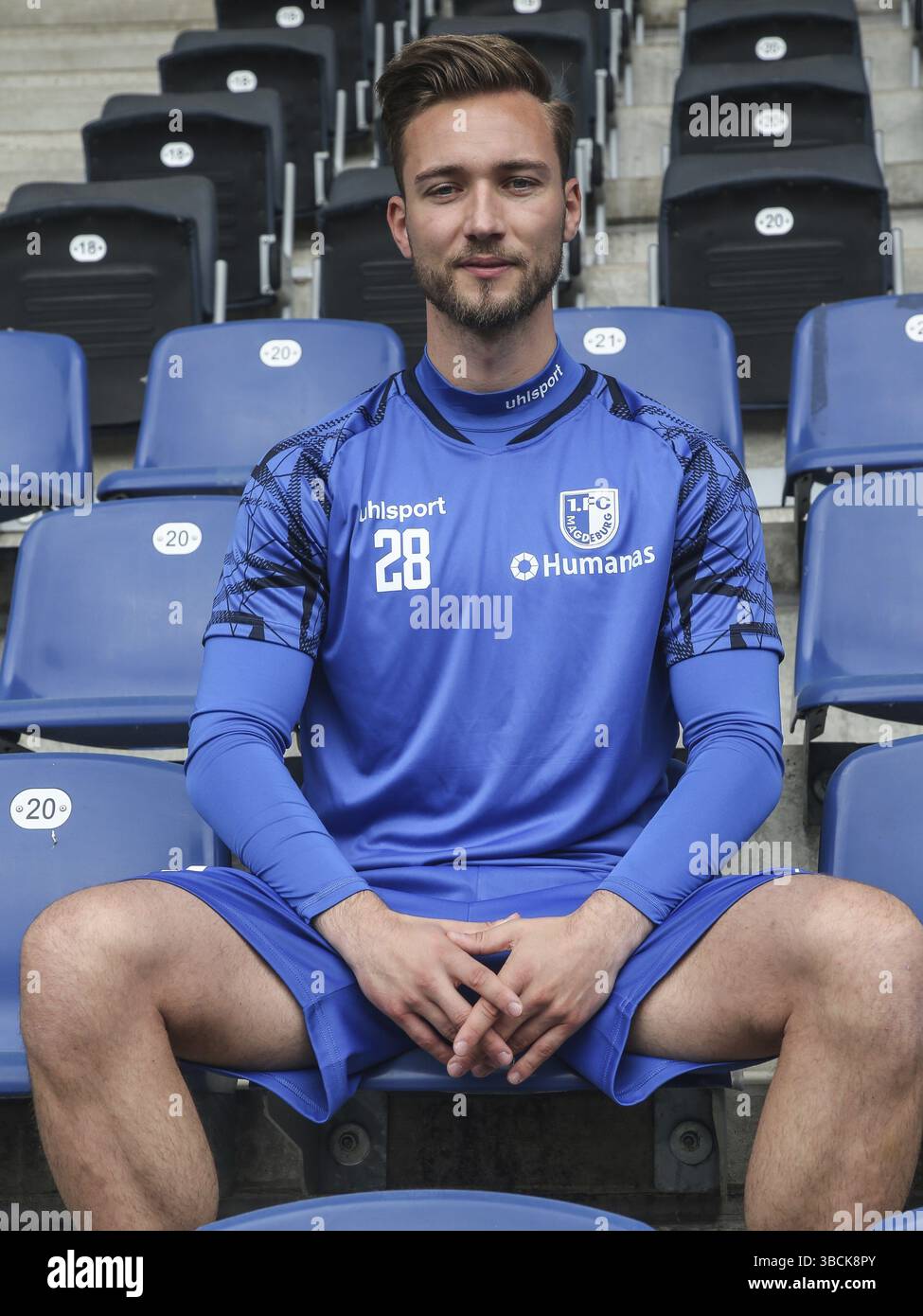 New signing goalkeeper Tim Boss at the training kick-off 1.FC Magdeburg ...