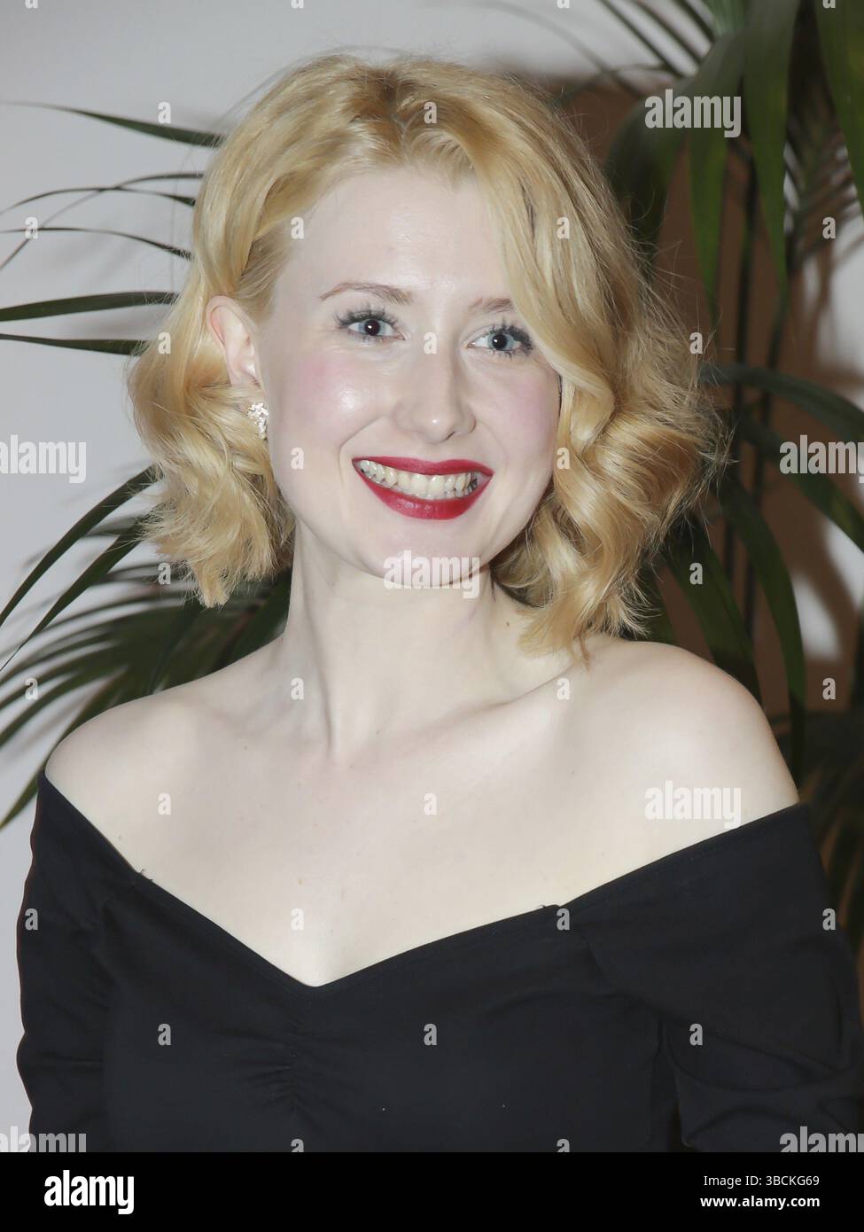 Sarah Jane Scott in ARD TV show 'Das grosse Schlagerfest' with Florian ...