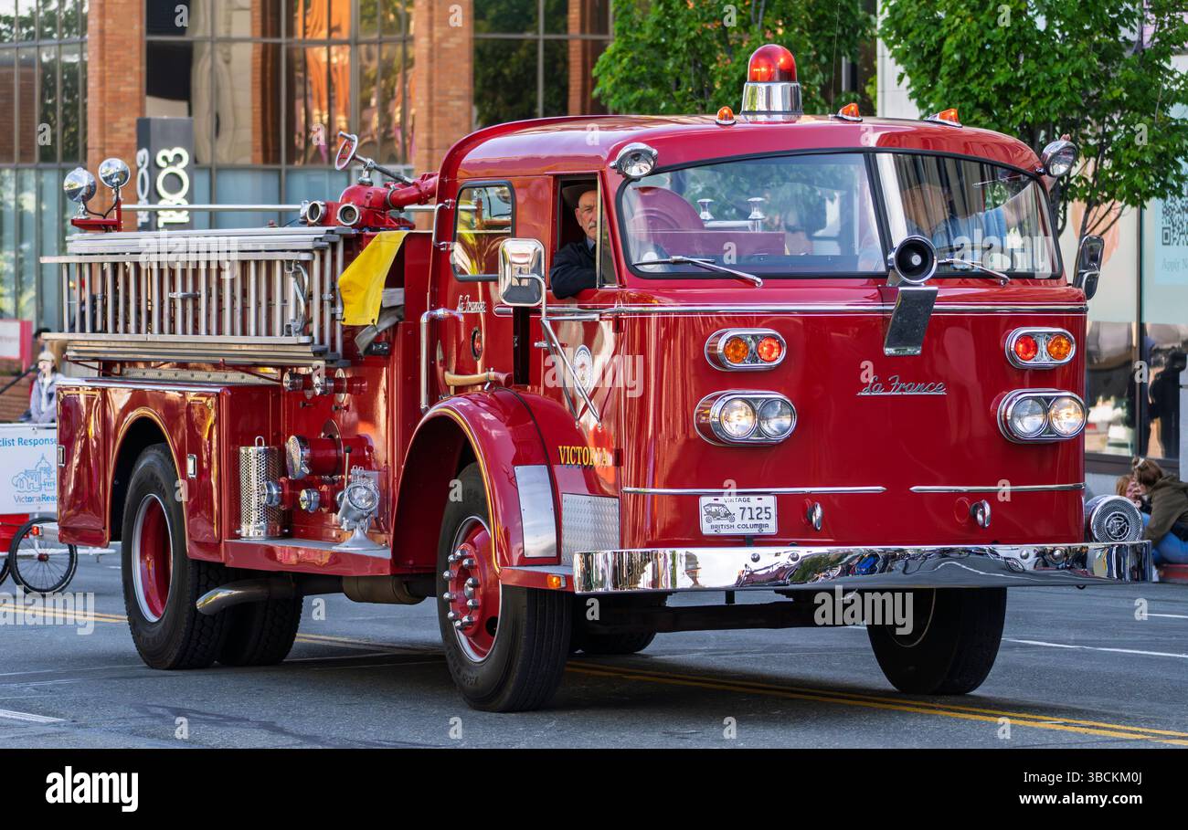 A classic La France fire engine at the Victoria Day Parade on May 19 ...