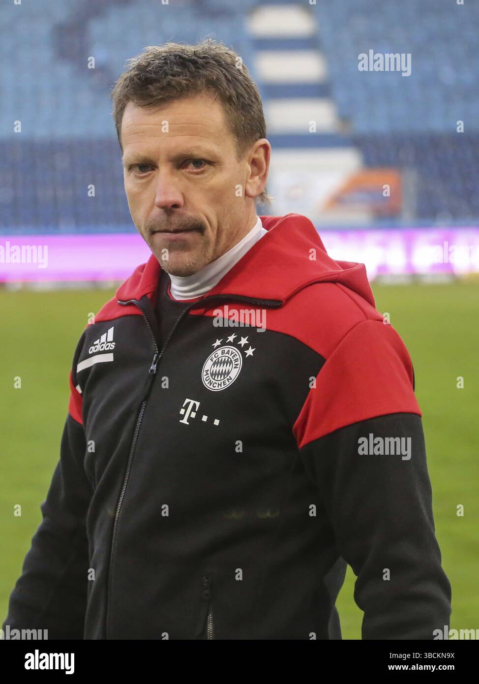 Head coach Holger Seitz FC Bayern Munich II DFB 3rd division season ...