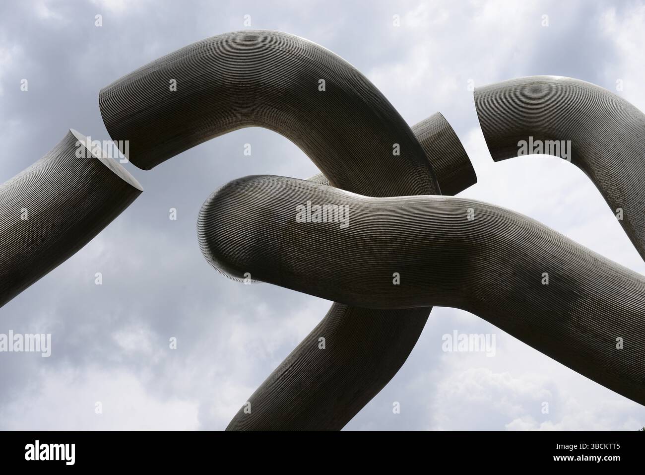 Berlin is the name of a sculpture on the Tauentzienstrasse in western ...