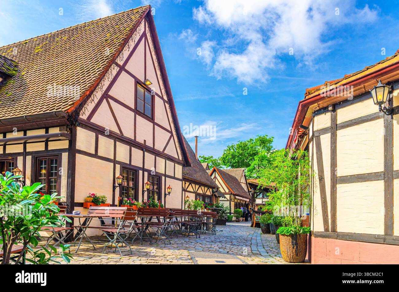 Old town Nuremberg city historical center Craftsmen's Courtyard ...