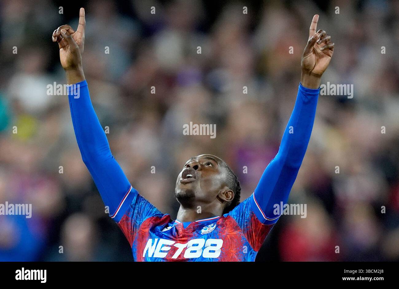 Crystal Palace's Eberechi Eze celebrates scoring their side's fourth ...