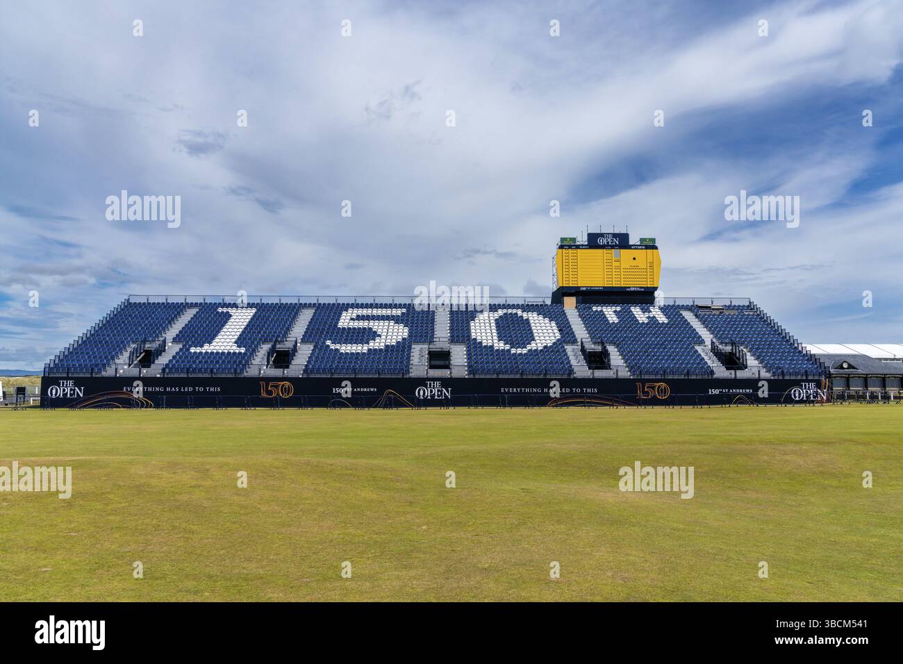 Grandstand waterway hi-res stock photography and images - Alamy