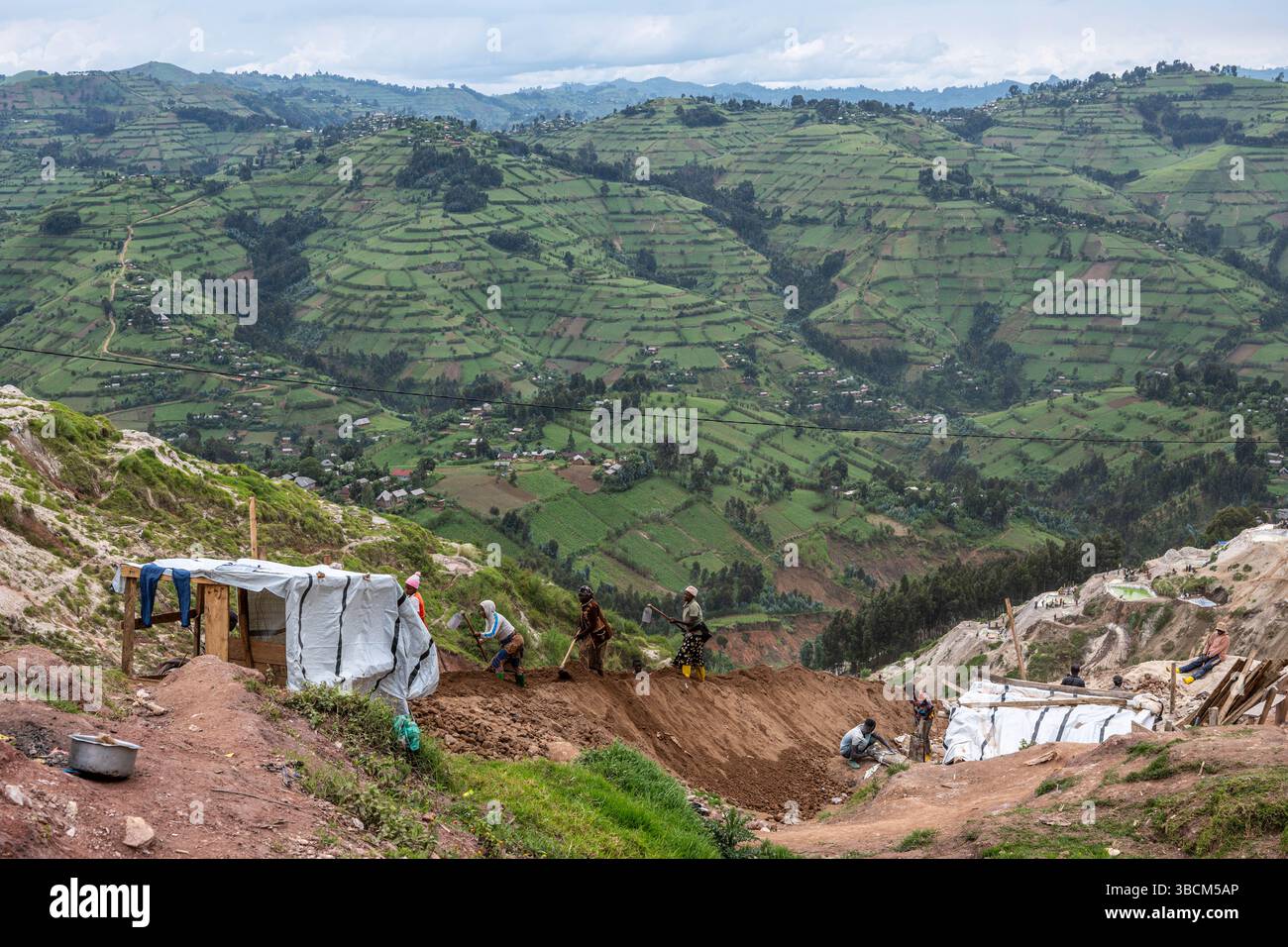 (250520) -- RUBAYA (DR CONGO), May 20, 2025 (Xinhua) -- Photo taken on ...