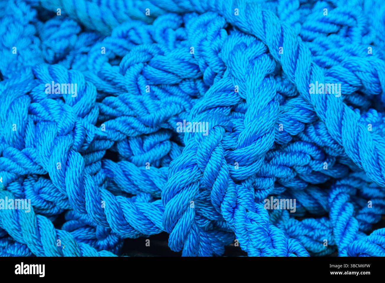 Tangle mess thread hi-res stock photography and images - Alamy