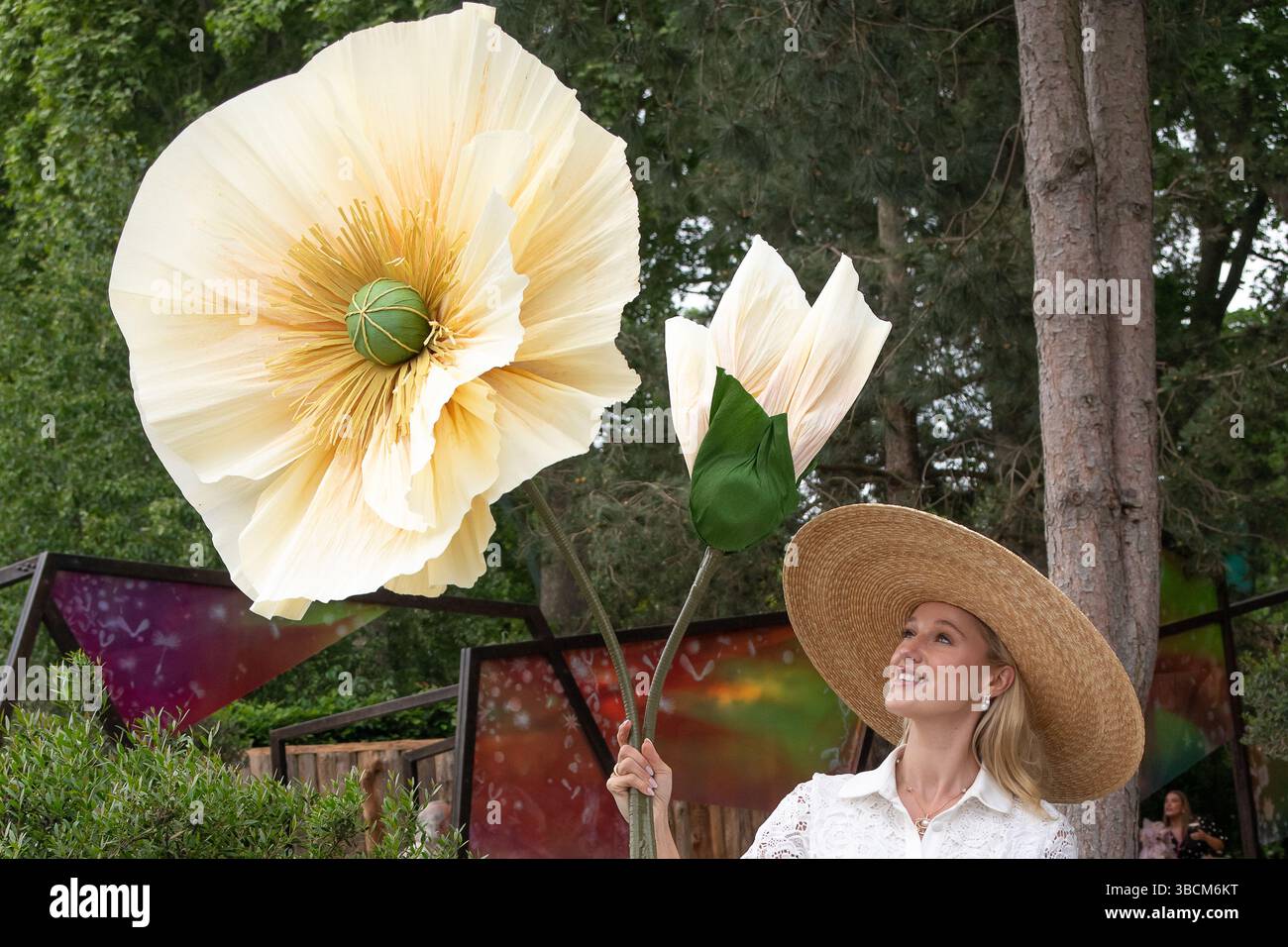 Chelsea, London, UK. 19th May, 2025. Influencer and Brand Ambassador ...