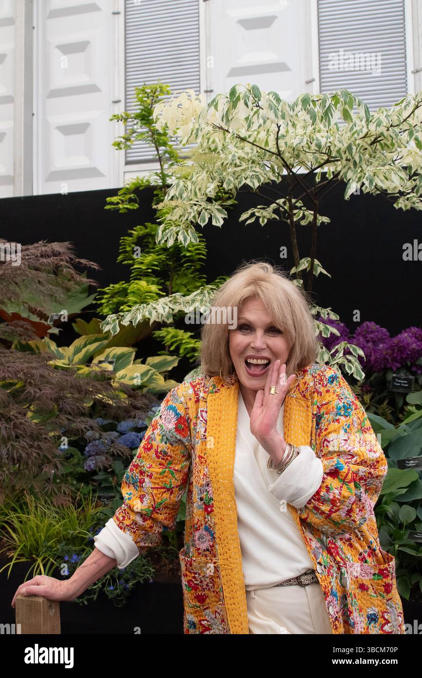 Chelsea, London, UK. 19th May, 2025. BAFTA award winning actress Joanna ...