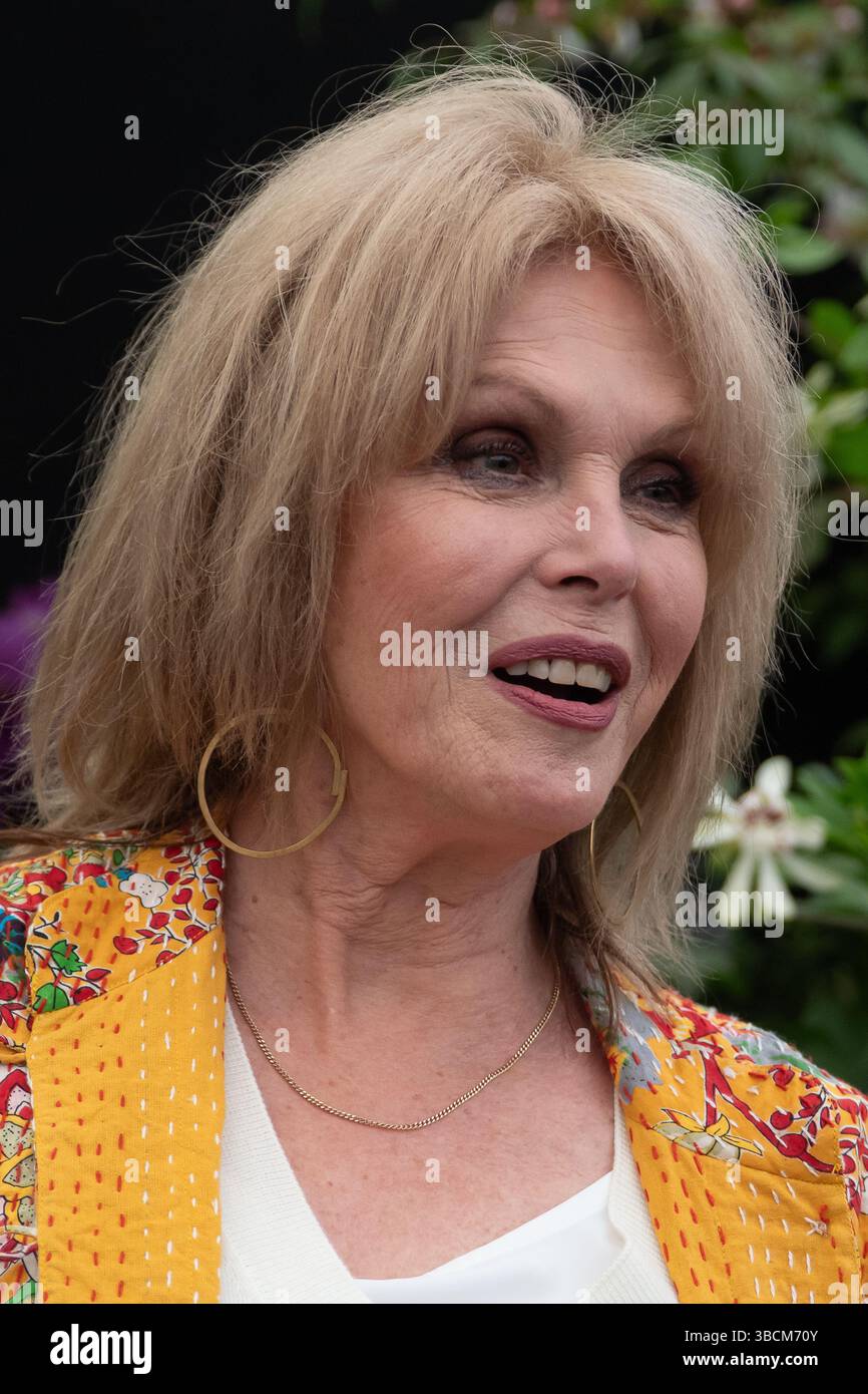 Chelsea, London, UK. 19th May, 2025. BAFTA award winning actress Joanna ...
