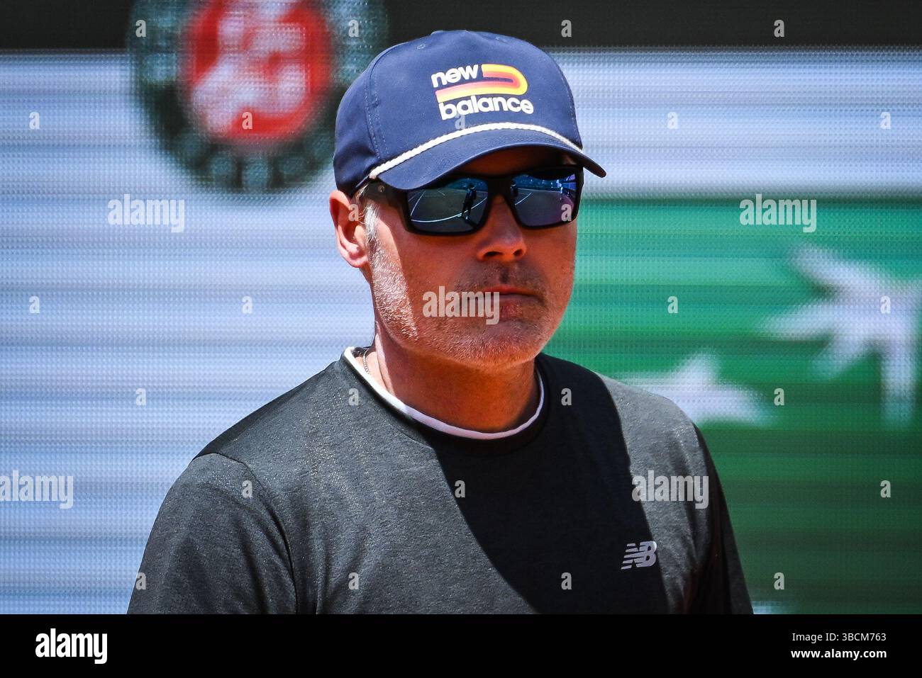 Matt DALY coach of Coco GAUFF during a training session of Roland ...