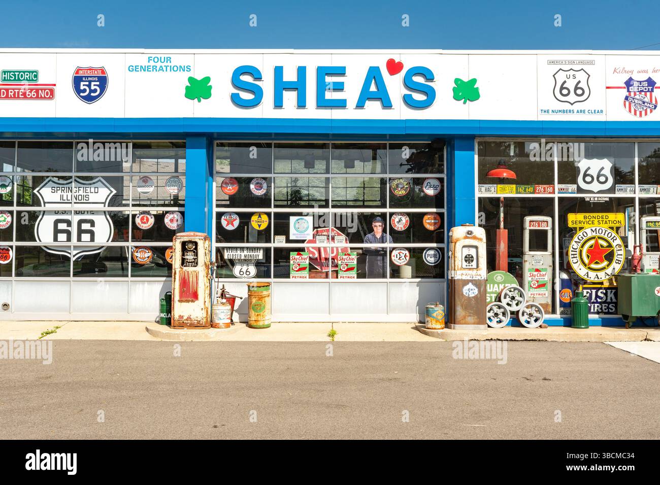 Springfield, Illinois, USA - May 15th 2025 - The old Shea's garage on ...